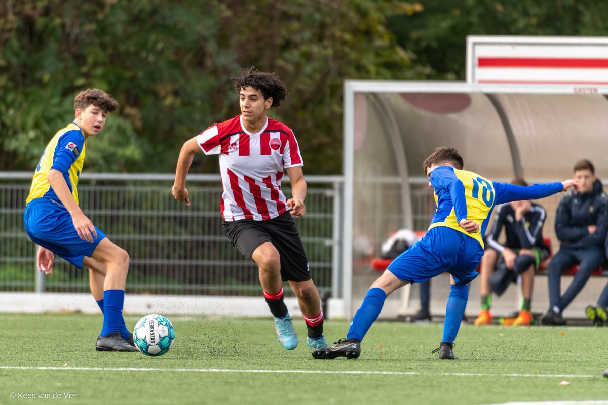 Alphense Boys o17 speelt gelijk tegen FC Eindhoven o17 | Alphense Boys