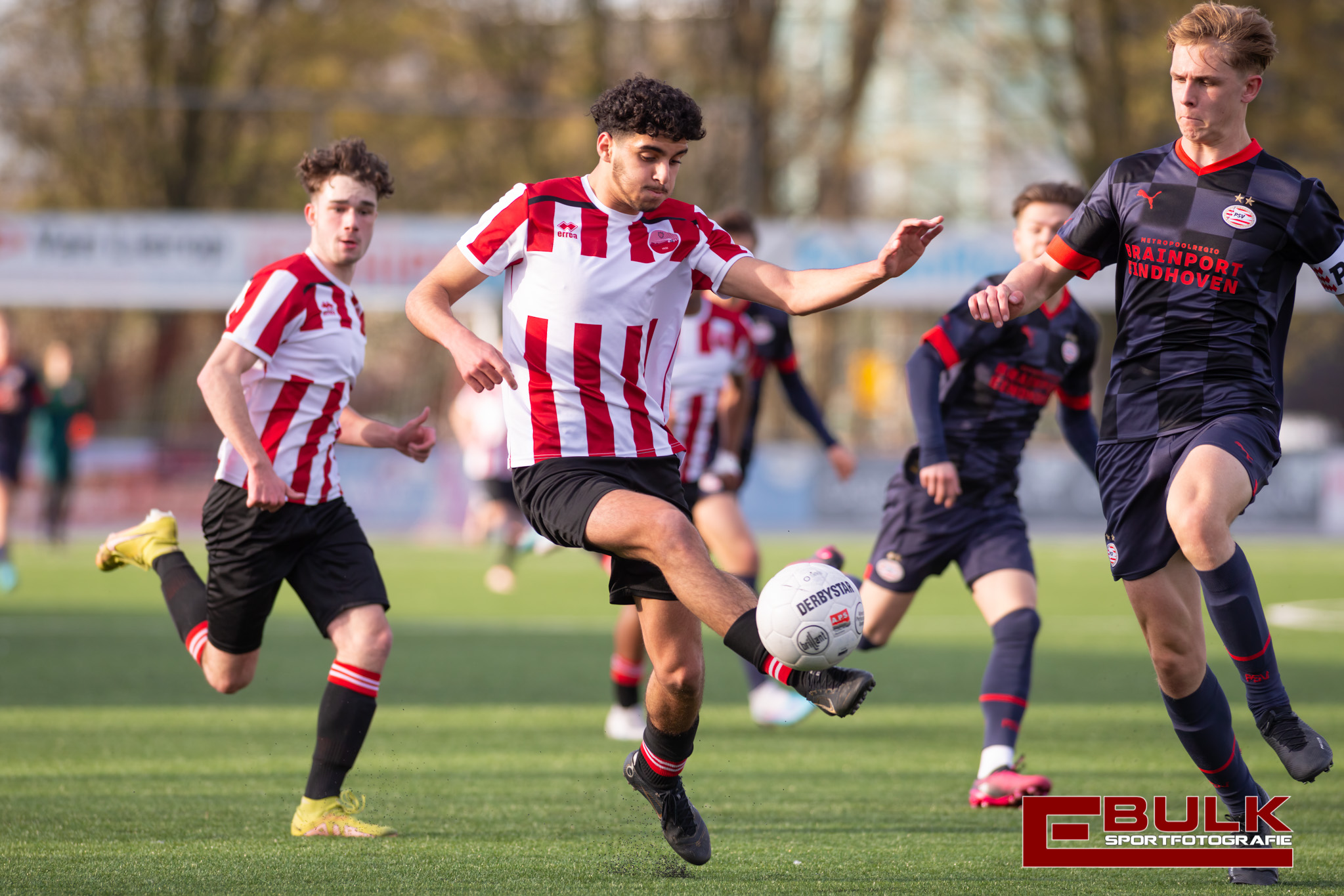 Alphense Boys o17 een uur lang gelijkwaardig aan PSV o17 | Alphense Boys